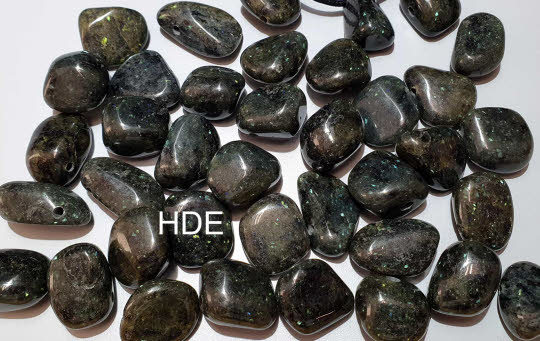 Galaxyit der Galaxyite im HdE der Edelstein Galaxyit suchen und finden